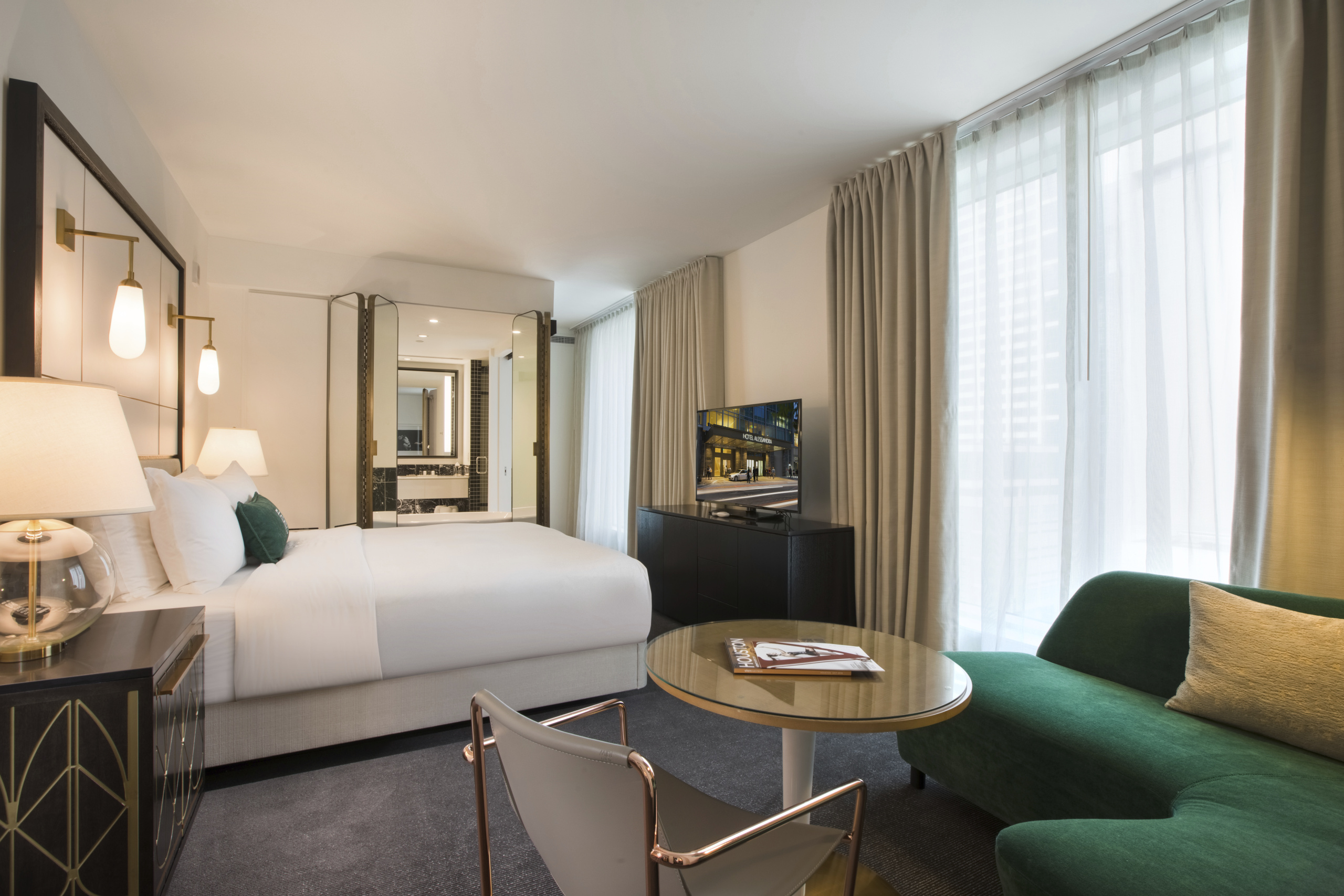 The Laura Hotel - Host Hotels & Resorts