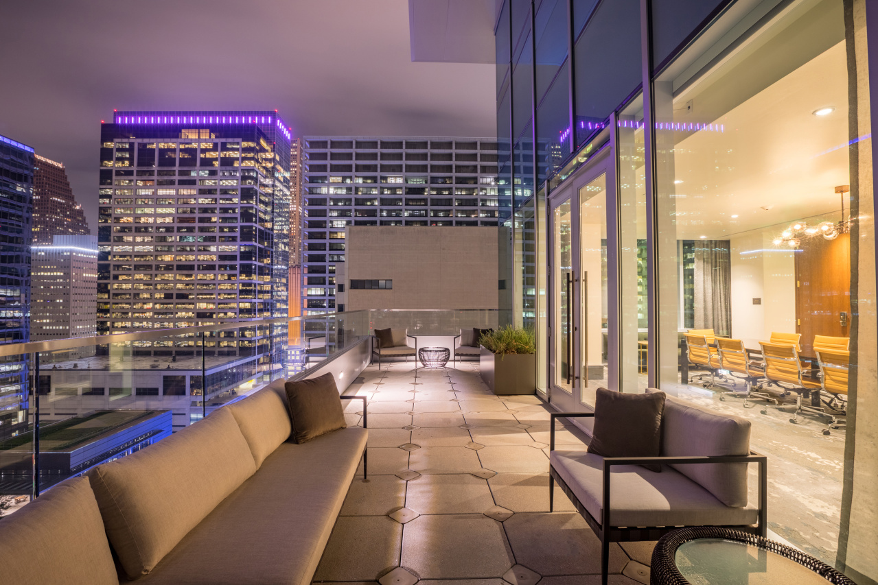 The Laura Hotel, Autograph Collection - Host Hotels & Resorts