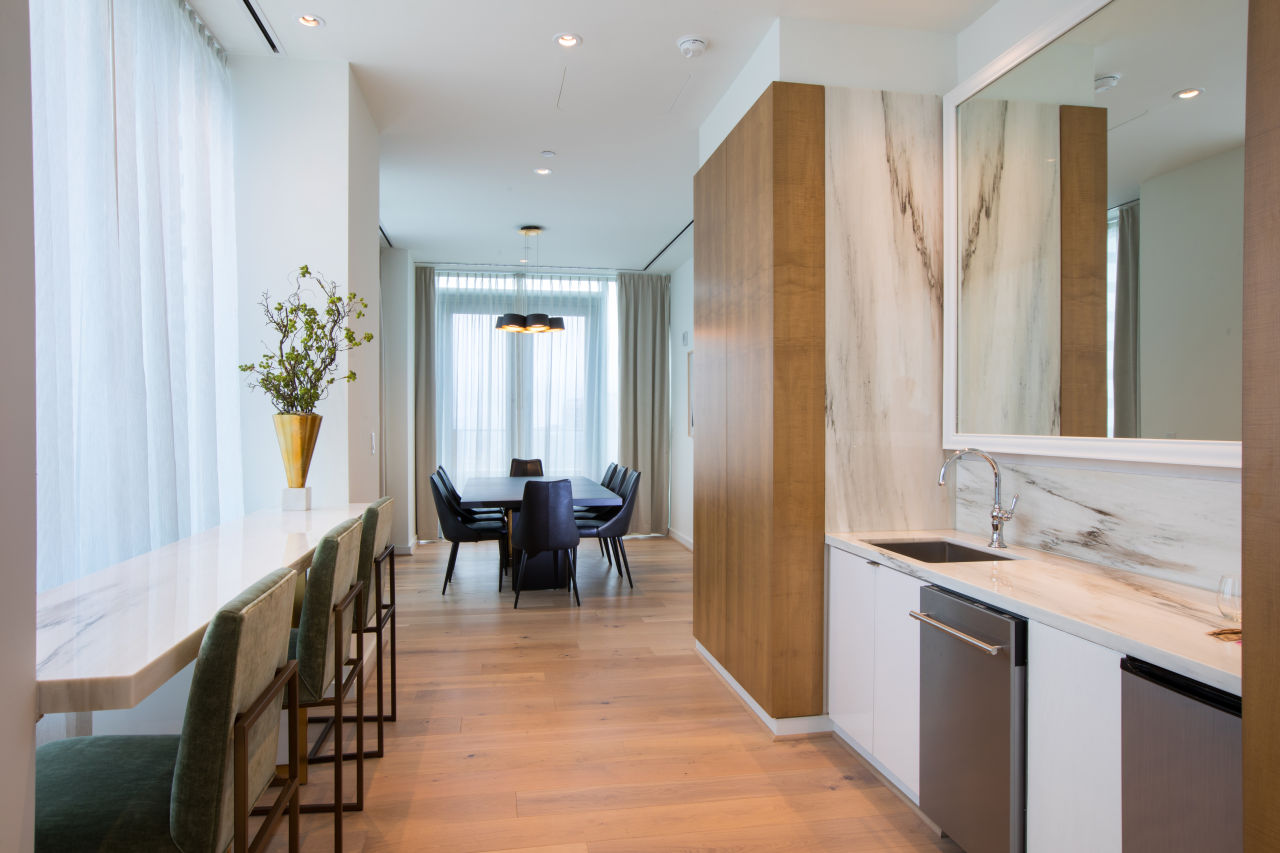 The Laura Hotel - Host Hotels & Resorts