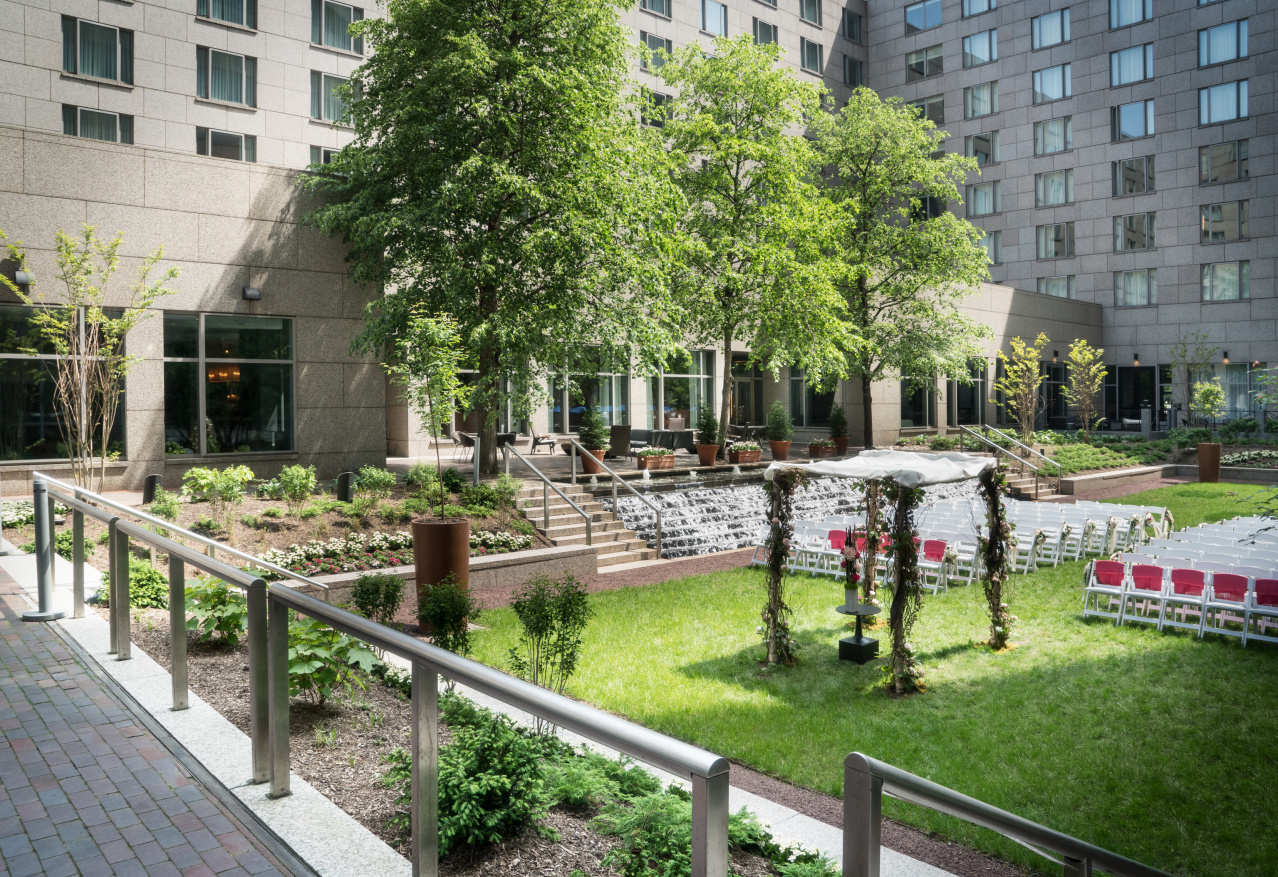 The Logan Philadelphia Hotel - Host Hotels & Resorts